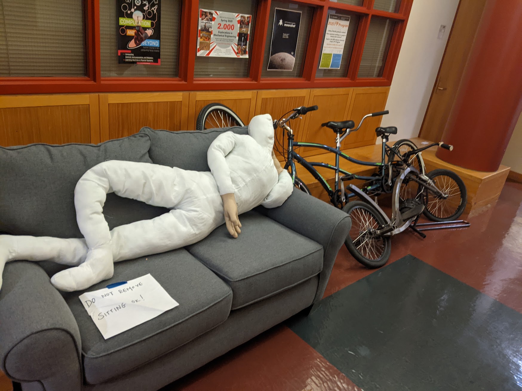 [joint post] the MIT picture scavenger hunt | MIT Admissions