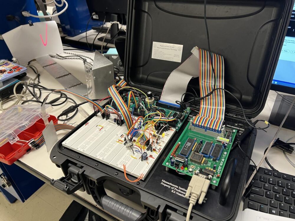 6.115 Microcomputer Lab! | MIT Admissions