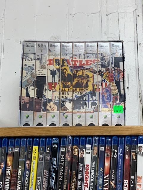 i stole a vhs player! | MIT Admissions