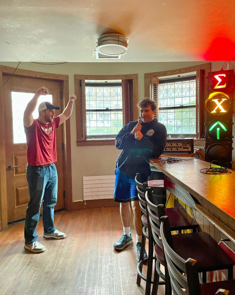 Tour de Frat | MIT Admissions