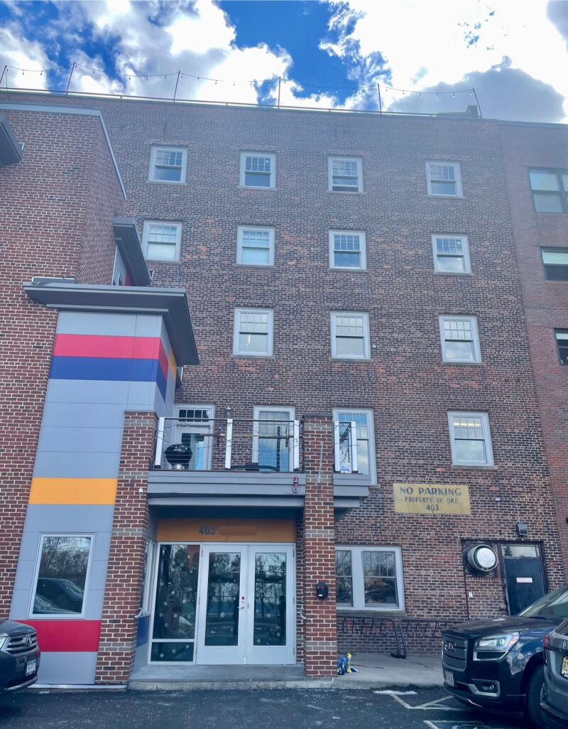 Tour de Frat | MIT Admissions