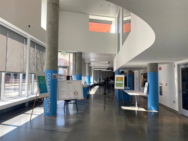 MIT Dining Halls | MIT Admissions